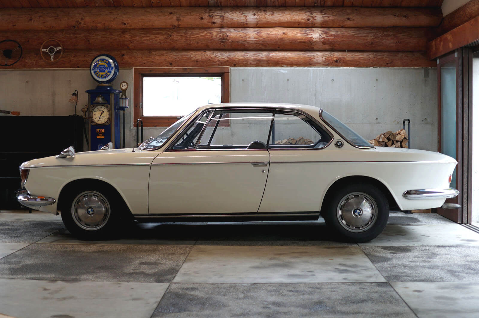 BMW 2000C の中古車 - 京都のクラシックカー専門店 APPIA